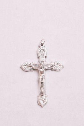 Línea con cordón cruces madera y metal